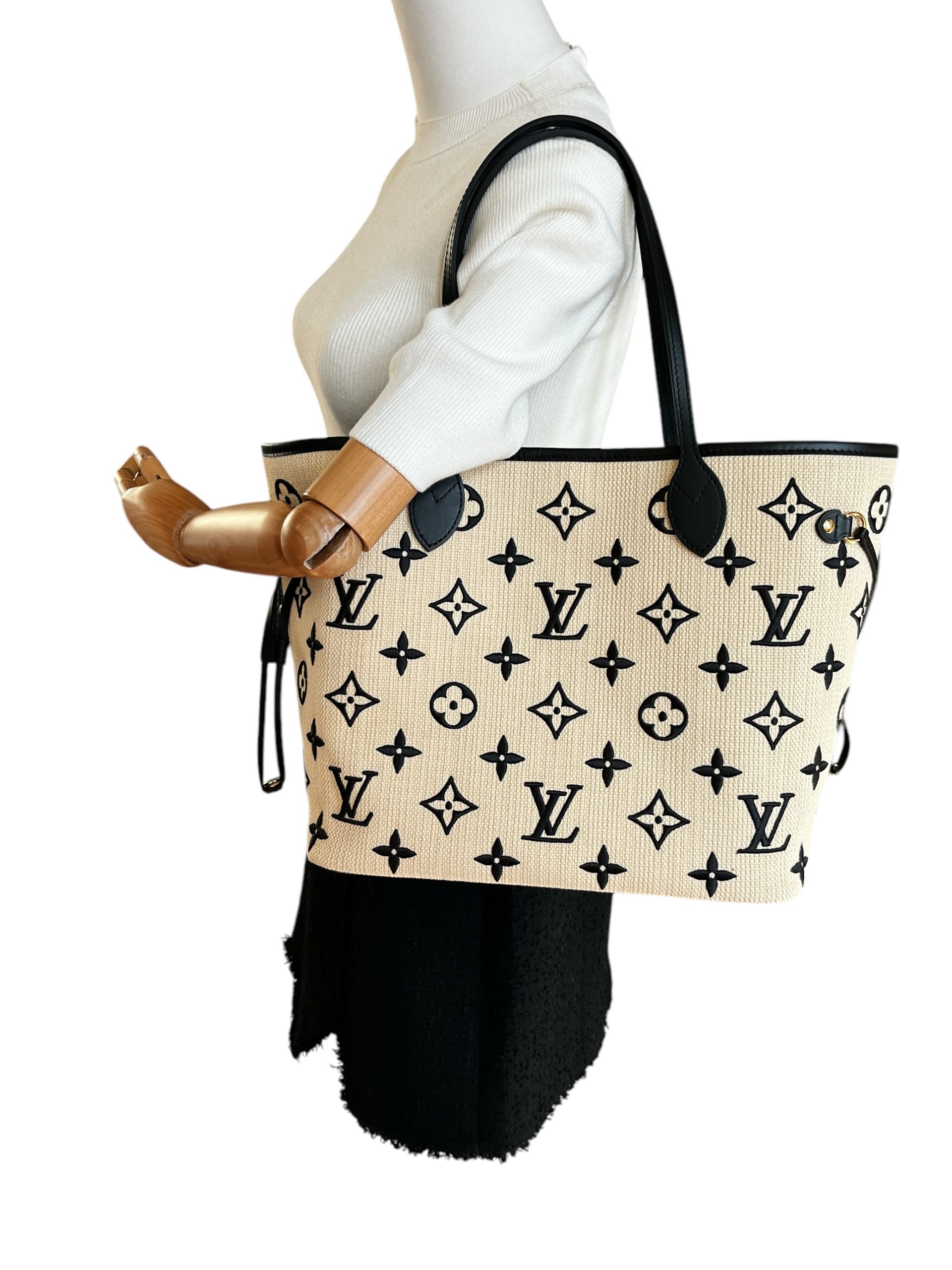 Louis Vuitton Neverfull Mm Tragebild
